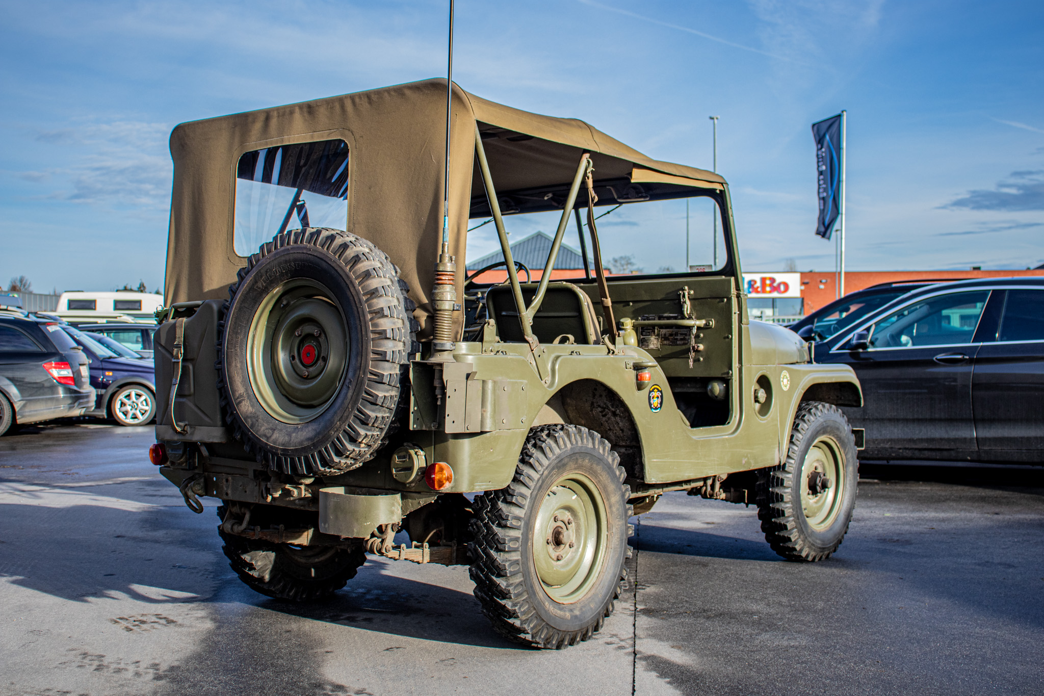 Willys Leger Jeep CJ5 2.2 Hurricane 24Volt 4X4 1960 / OLDTIMER / 4 ...